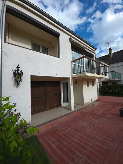 Chelles, Noue-Brossard, Perichelles, Bel Air, Clos Roger : Maison 5 pièces à vendre