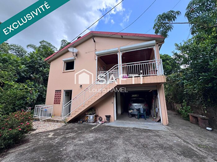Maison 4 pièces à vendre à La Trinité