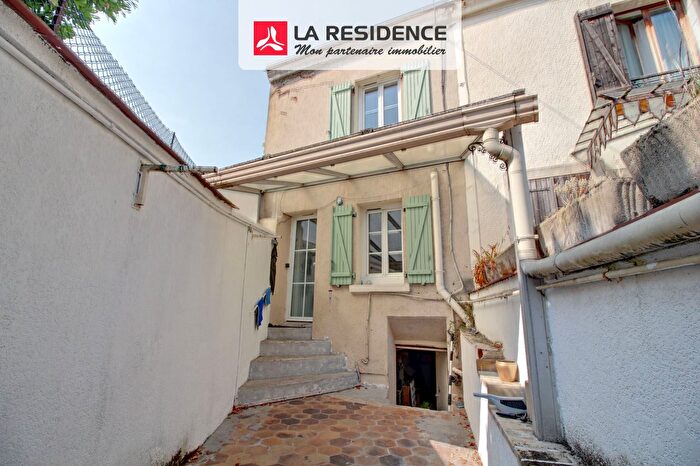 Maison à vendre - Les Mureaux, Centre-ville - 4 pièces - 2 chambres