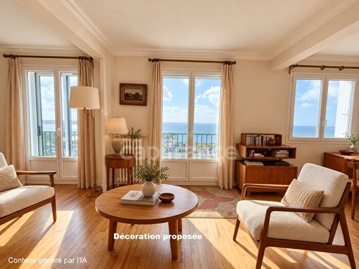 Appartement 5 pièces à vendre à Brest, Centre-ville, Port