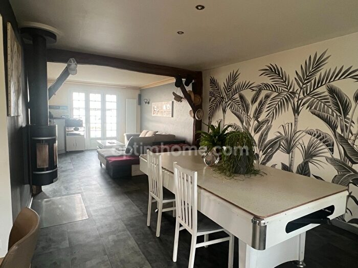 Maison à vendre - Mortagne-sur-Sèvre - 5 pièces - 3 chambres