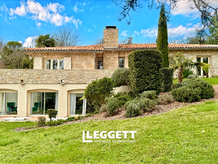 Maison à vendre - Montpezat-de-Quercy - 9 pièces - 4 chambres