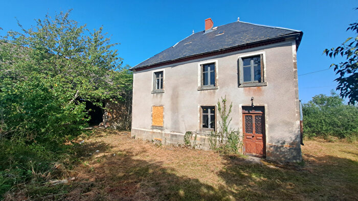 Maison à vendre - Saint-Maurice-près-Pionsat - 5 pièces - 3 chambres
