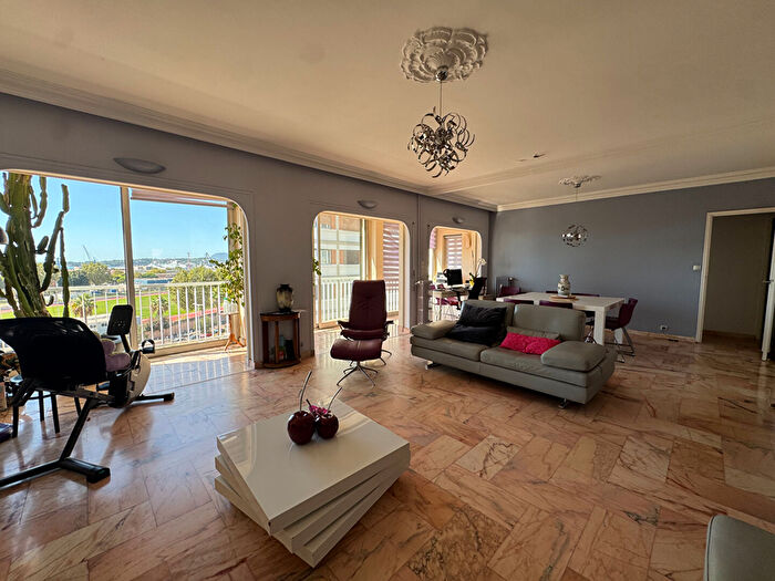 Toulon, Saint-Roch - Appartement 5 pièces à vendre