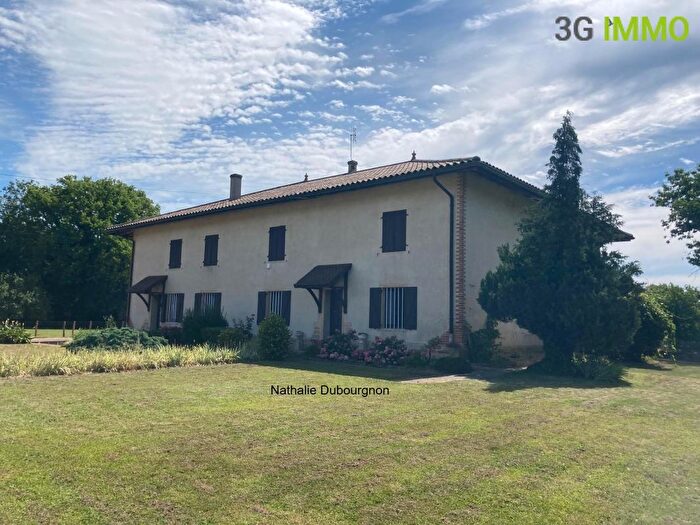 Saint-Didier-d'Aussiat : Maison 10 pièces à vendre