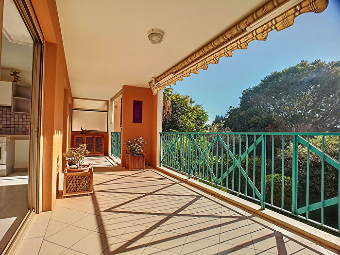 Appartement à vendre - Antibes, Rastines, Super Antibes, Laval, La Fontonne - 2 pièces - 1 chambre