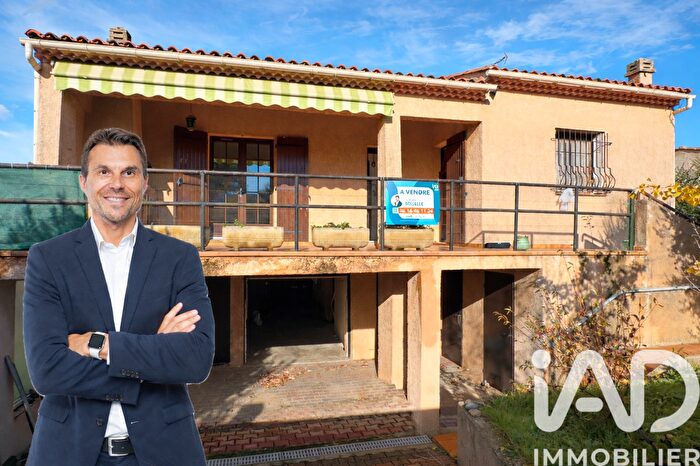 Maison à vendre - Carnoux-en-Provence - 5 pièces - 4 chambres