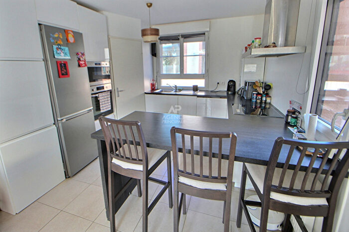 Maison à vendre - Vernouillet - 6 pièces - 4 chambres