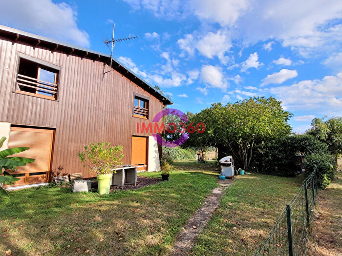 Appartement à vendre - Azé - 5 pièces - 3 chambres