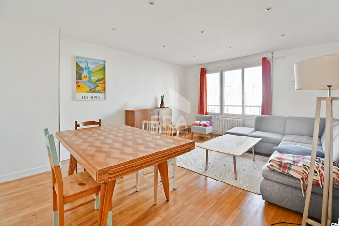 Villeurbanne, Gratte Ciel : Appartement 4 pièces à vendre