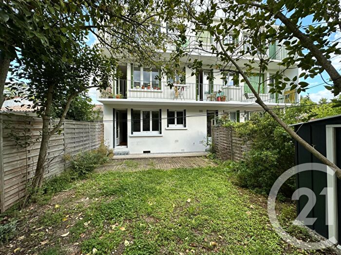 Appartement à vendre - La Rochelle, Centre-ville, Vieux-port, Marché - 2 pièces - 1 chambre