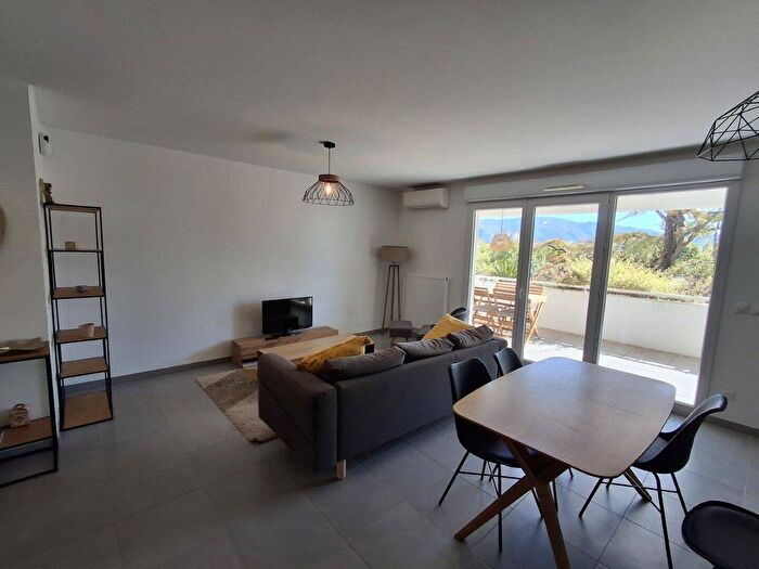 Appartement à louer - La Fourragère, Marseille ème arrondissement - 3 pièces - 2 chambres