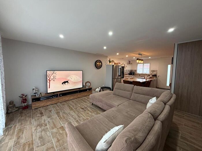 Maison à vendre - Roujan - 4 pièces - 3 chambres