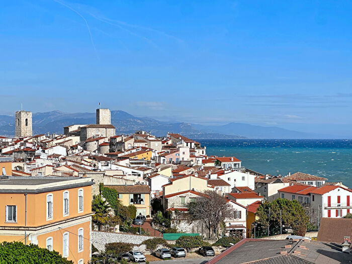 Appartement à vendre - Antibes, Coeur de ville - 4 pièces - 3 chambres