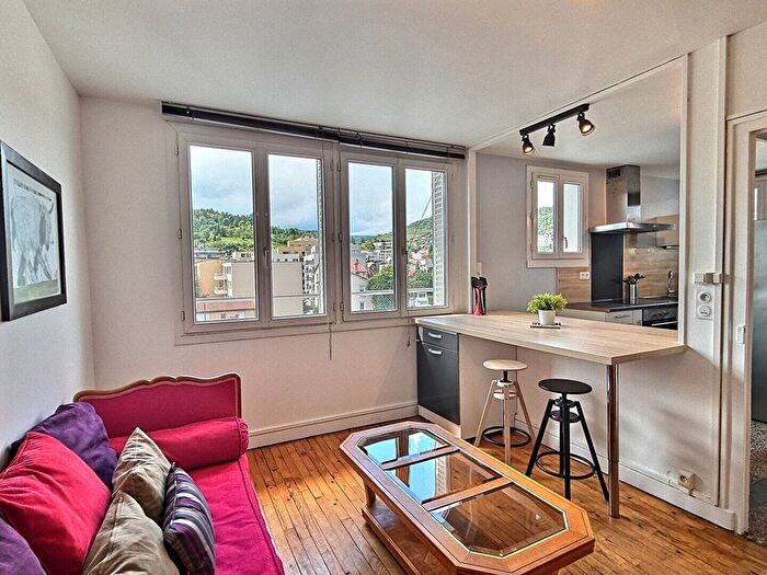 Appartement à louer - Champfleuri, Clermont-Ferrand - 3 pièces - 2 chambres