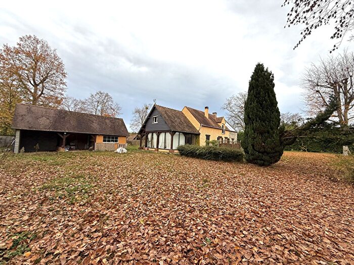 Maison à vendre - Les Baux-Sainte-Croix - 5 pièces - 4 chambres