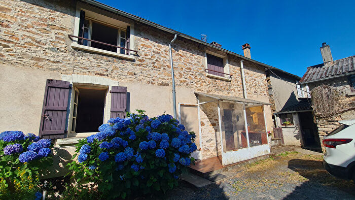 Maison 6 pièces à Le Chastang, à vendre