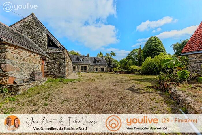 Maison à vendre - Plestin-les-Grèves - 8 pièces - 4 chambres