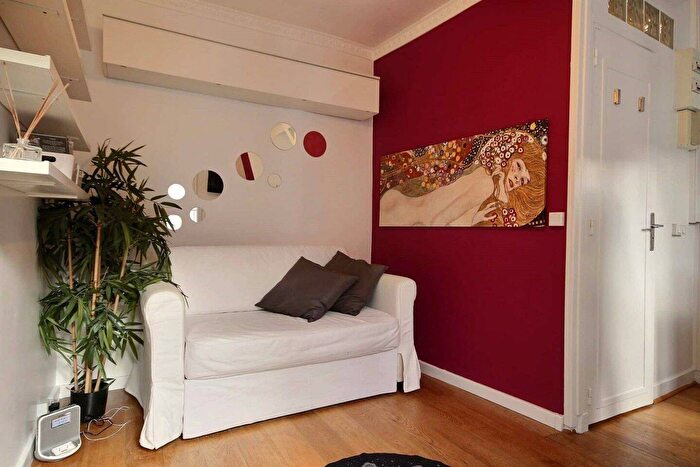 Appartement à louer - Sentier-Bonne Nouvelle, Paris ème arrondissement - 1 pièce