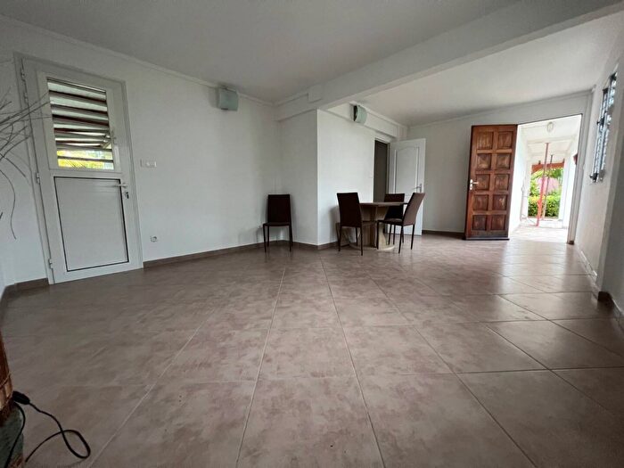 Appartement à louer - Le Marigot - 2 pièces - 1 chambre