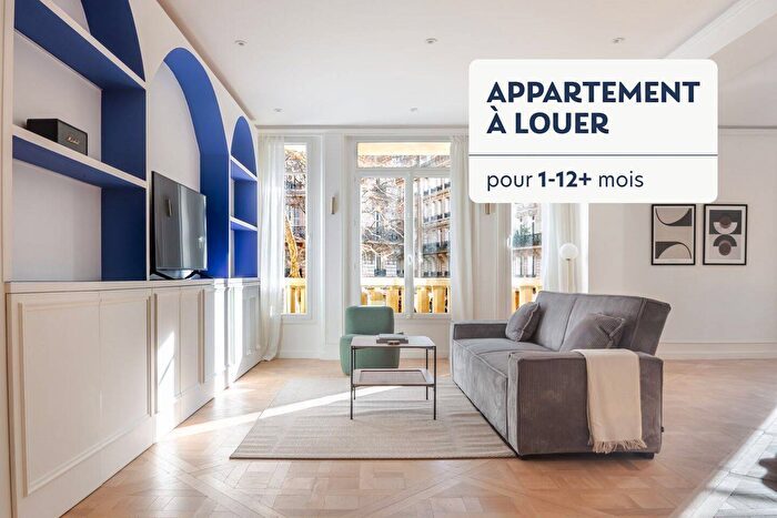 Appartement à louer - Mairie, Paris ème arrondissement - 6 pièces - 5 chambres