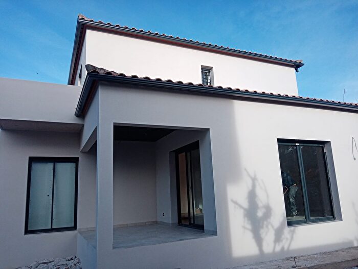 Maison 4 pièces à Vivès, à vendre