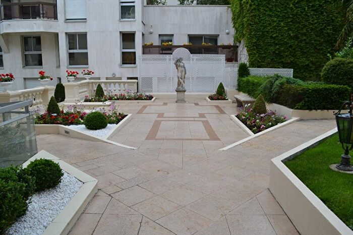 Appartement à vendre - Paris e , Champ de Mars - 2 pièces - 1 chambre