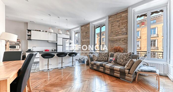Lyon 1er, Haut, Coeur des Pentes : Appartement 3 pièces à vendre