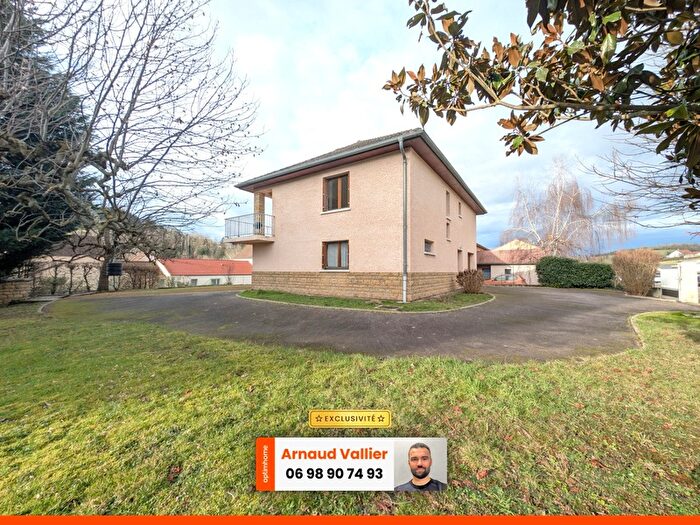 Maison à vendre - Chauffailles - 4 pièces - 3 chambres