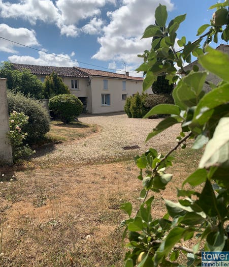 Maison 5 pièces à vendre - Fontaine-Chalendray
