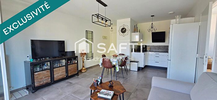 Appartement à vendre - Janneyrias - 2 pièces - 1 chambre