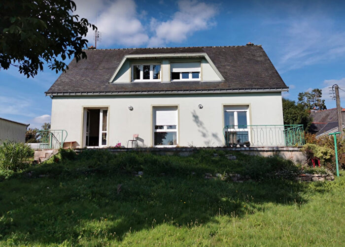 Maison à vendre - Le Faouët - 7 pièces - 5 chambres