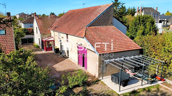 Maison 8 pièces à vendre à Beaulieu-sur-Loire
