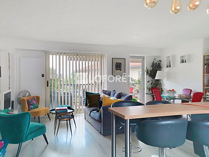 Appartement 4 pièces à vendre à Reyrieux