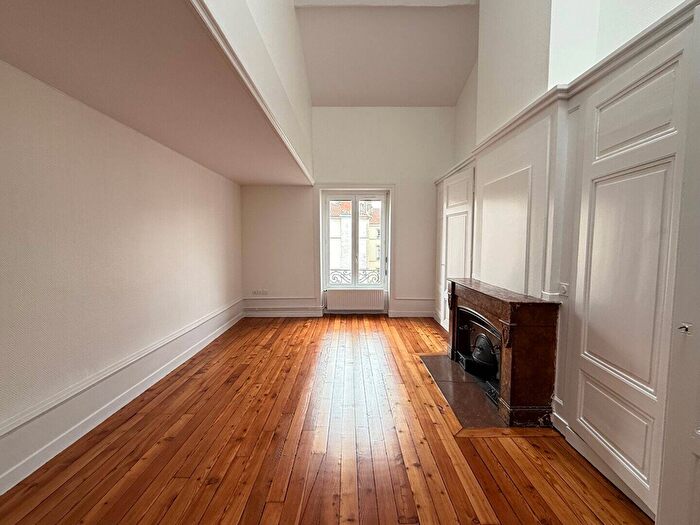 Appartement à louer - Ainay, Lyon ème - 5 pièces - 4 chambres