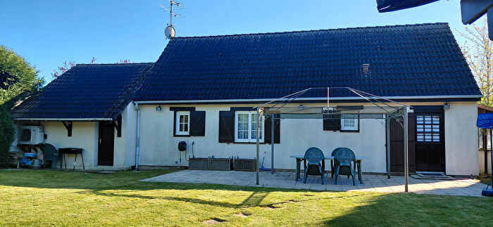 Sainville : Maison 5 pièces à vendre