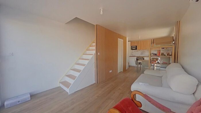 Montamisé : Maison 3 pièces à louer