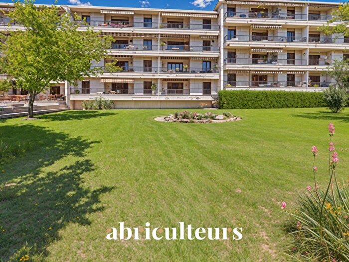 Appartement 3 pièces à Aix-en-Provence, Val Saint-André, à vendre