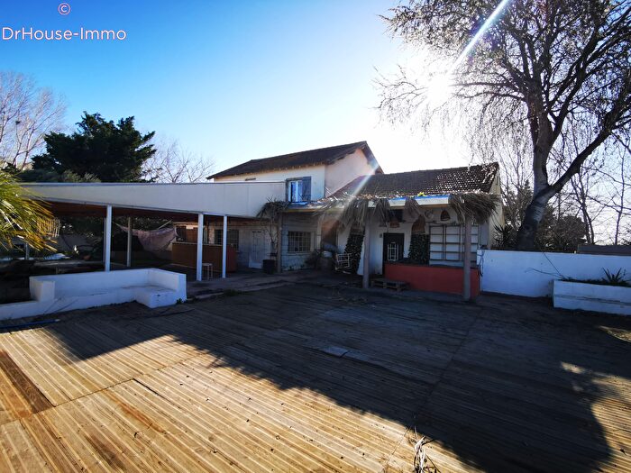 Maison à vendre - Aigues-Mortes - 8 pièces
