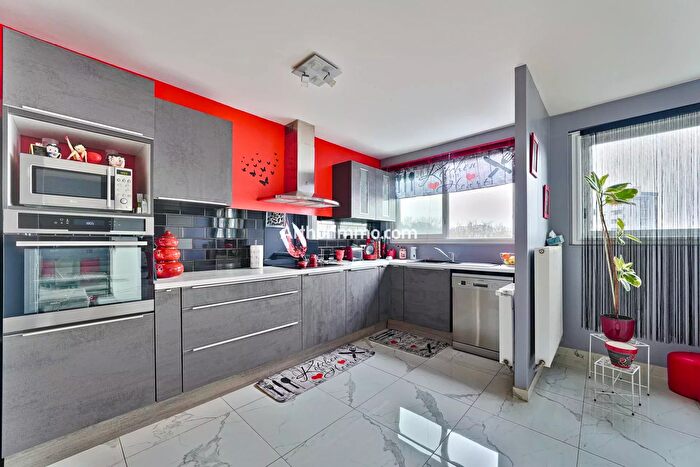 Appartement à vendre - Sucy-en-Brie, Rond dOr - 3 pièces - 2 chambres