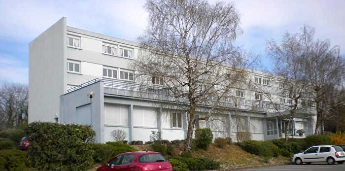 Appartement à louer - Centre-Saint Germain-Vareilles, Ambérieu-en-Bugey - 2 pièces - 1 chambre