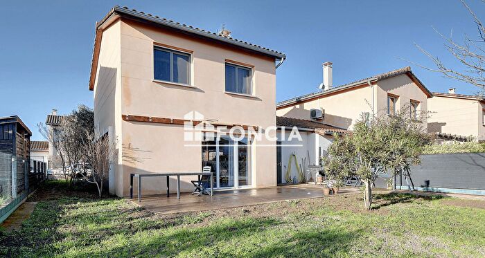 Maisons à vendre et appartements à louer - 1