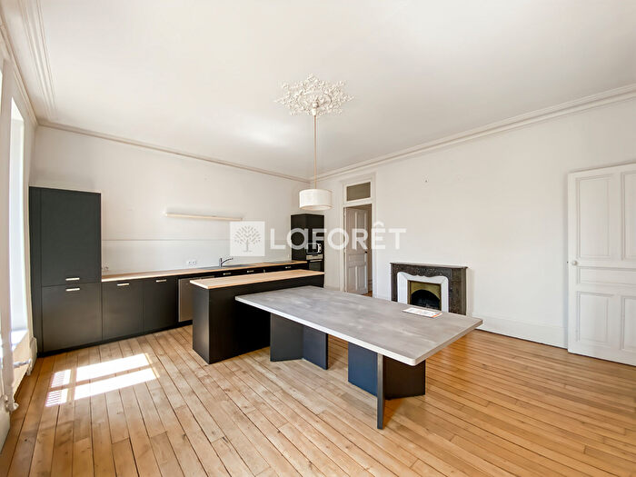 Valence, Faventines : Appartement 5 pièces à louer