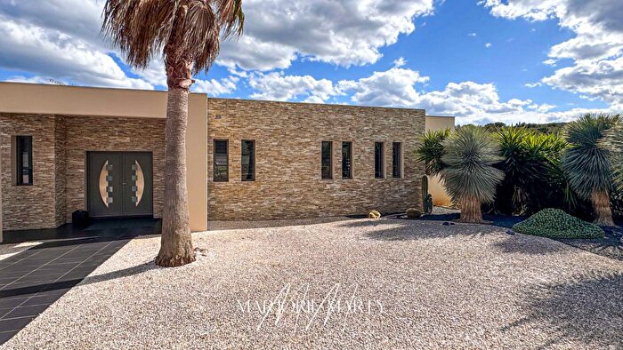 Maison 6 pièces à vendre à Narbonne, Montplaisir, Rochegrises
