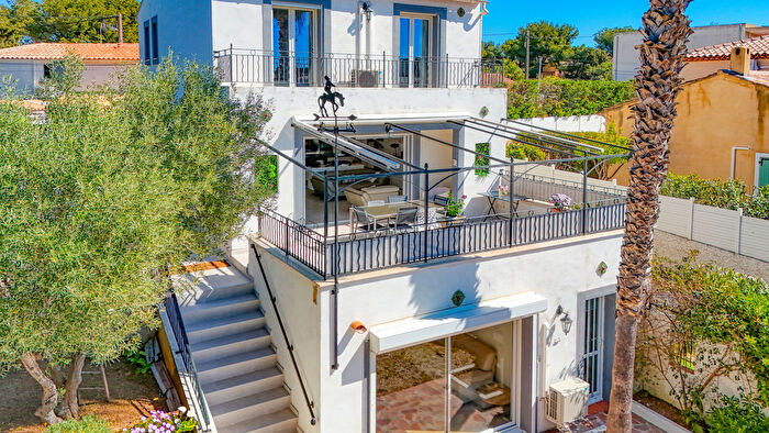 Six-Fours-les-Plages, Font de Fillol, Rayolet, Le Brusc : Maison 5 pièces à vendre