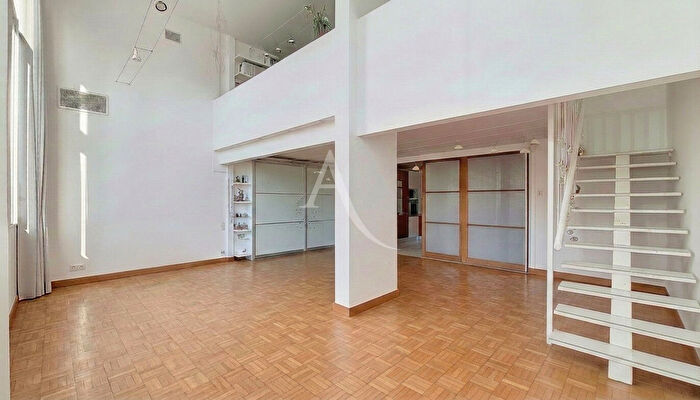 Appartement 6 pièces à vendre à Courbevoie, Gambetta, La Défense