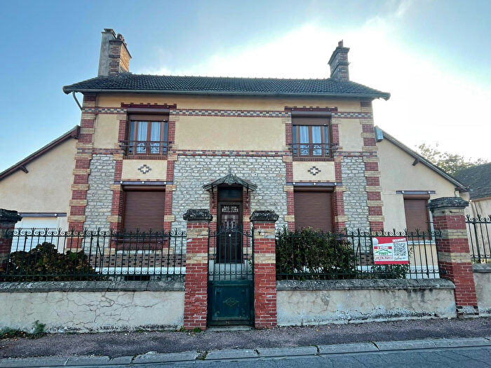 Maison à vendre - Chevannes - 4 pièces - 3 chambres
