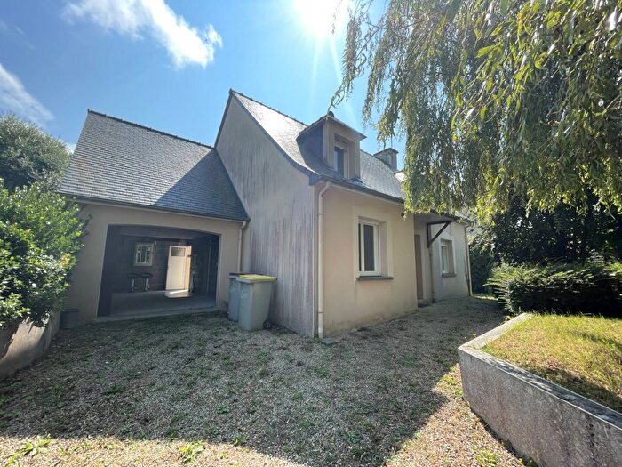 Maison à louer - St Malo - 6 pièces - 4 chambres