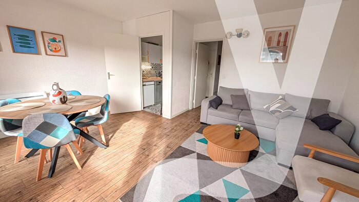 Appartement à vendre - Arcachon, Centre-ville, La Chapelle, Gare - 3 pièces - 2 chambres