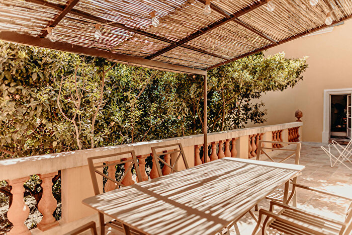 Maison à vendre - Hyères, Centre-ville - 5 pièces - 4 chambres